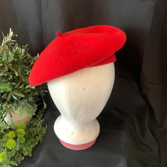 Accessories | Vintage Red Felted Wool Hat French Beret Made In Czech ...